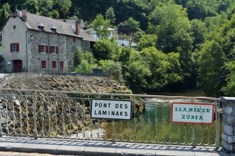 Les laminak, lutins de la mythologie basque – Strange Reality blog